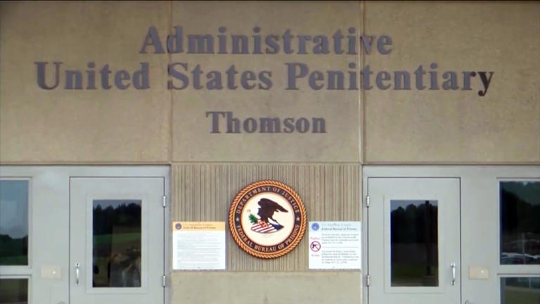 Federal grand jury indicts FCI Thomson officer for having sex with inmates