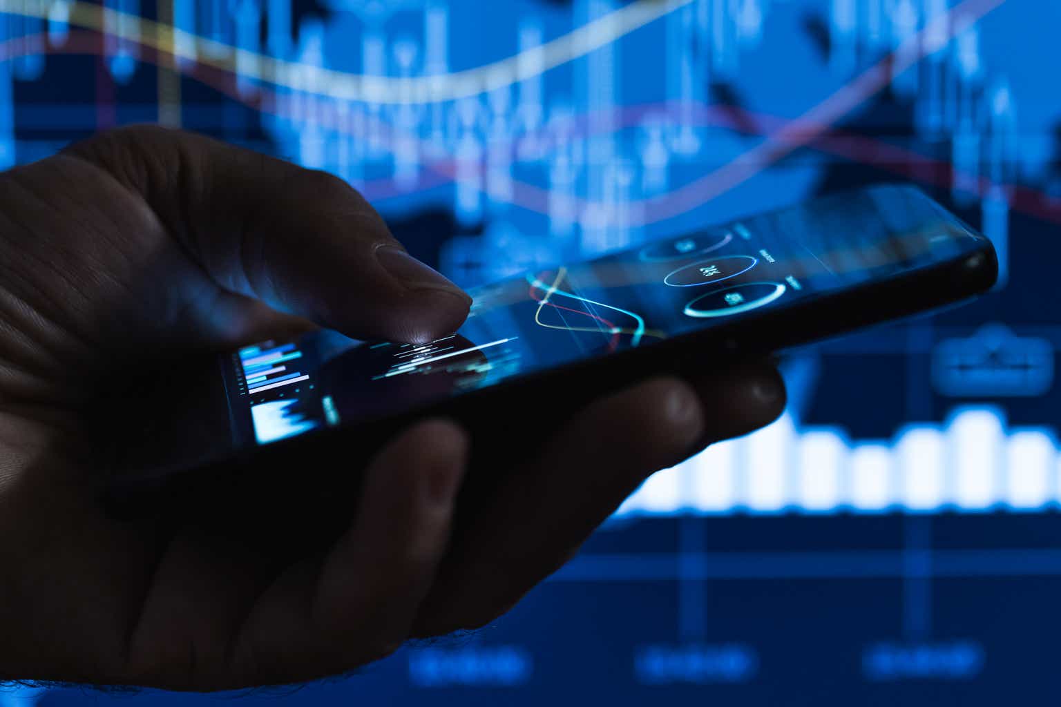 Enterprise projects 2026 net growth capex of $2.3B-$2.6B as it keeps ...