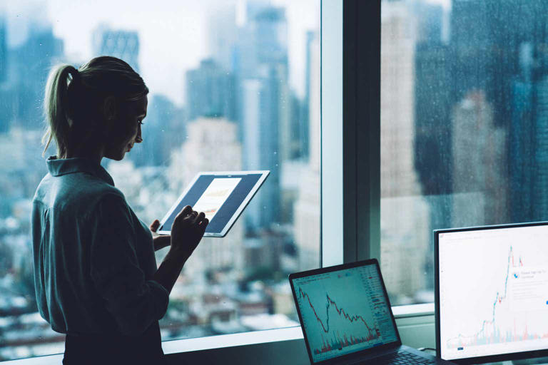 Stran signals resuming buybacks while launching Stran Digital Solutions ...