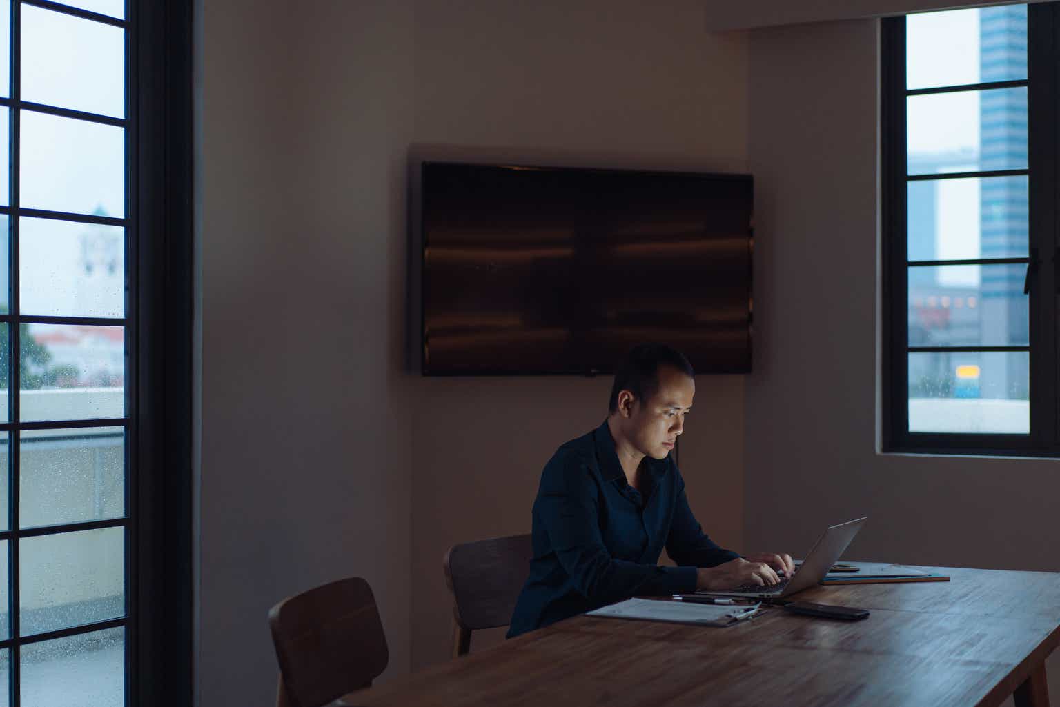 Uniti Group outlines growth strategy with 2025 AFFO guidance midpoint ...