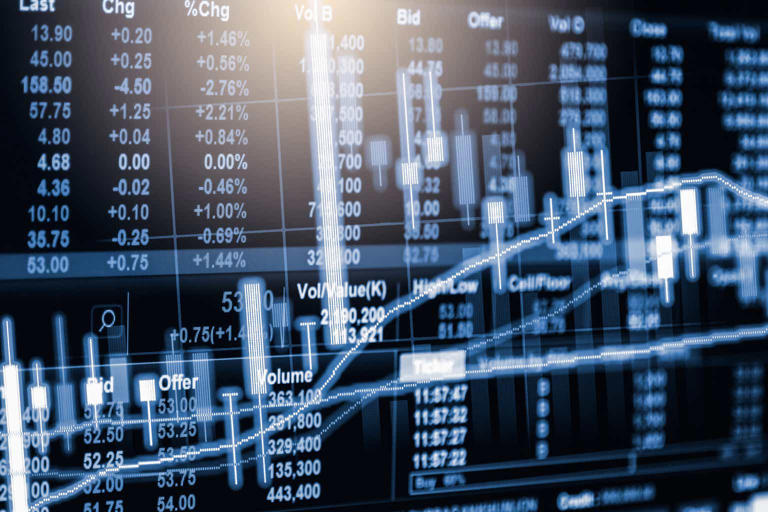 Equitable signals accelerated EPS growth and targets $2B annual cash by ...
