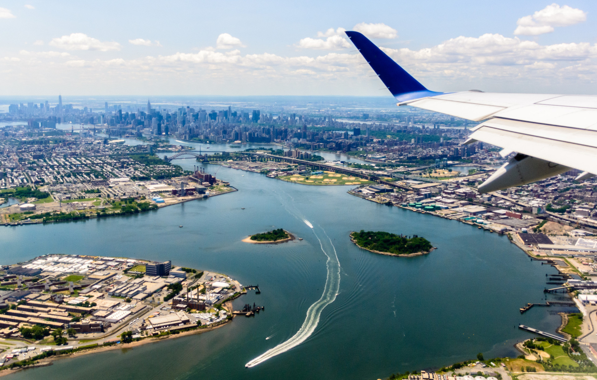 Would you fly into the world's scariest airports?