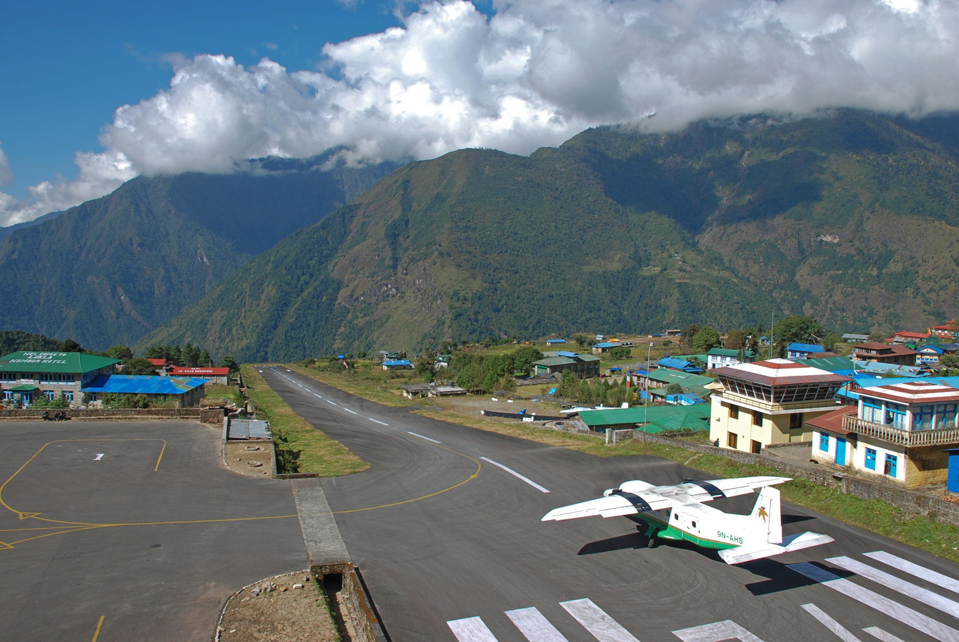 Would you fly into the world's scariest airports?