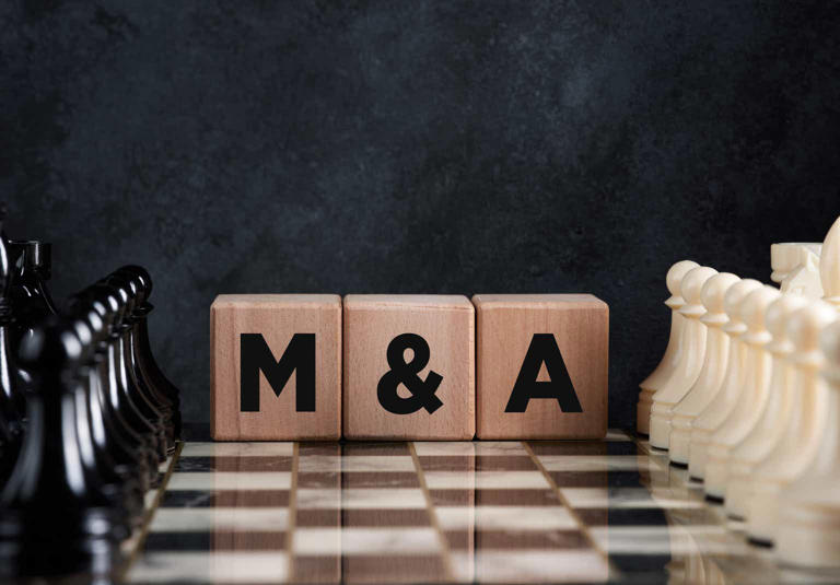 Amphenol finalizes $10.5B acquisition of CommScope's Connectivity and ...