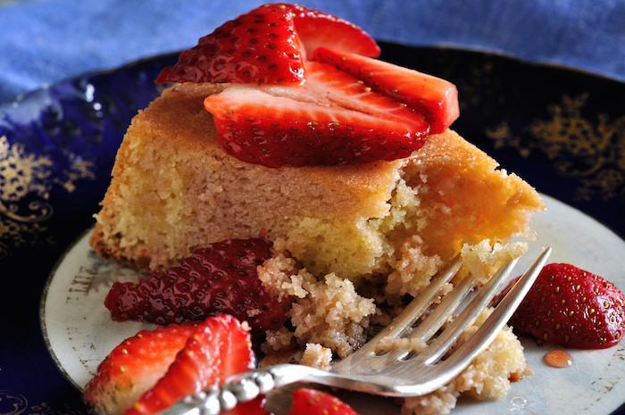 Homemade Almond Cake with Berries