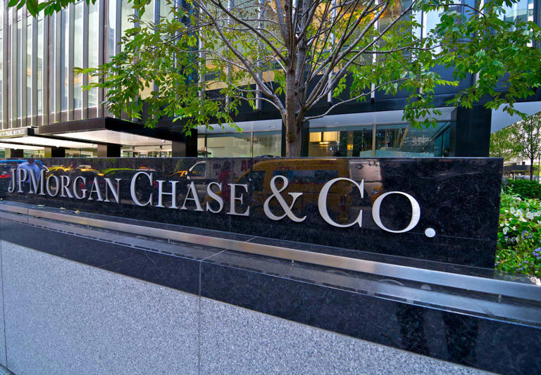 Banks rethink hiring as AI shrinks entry-level roles, reshapes recruiting