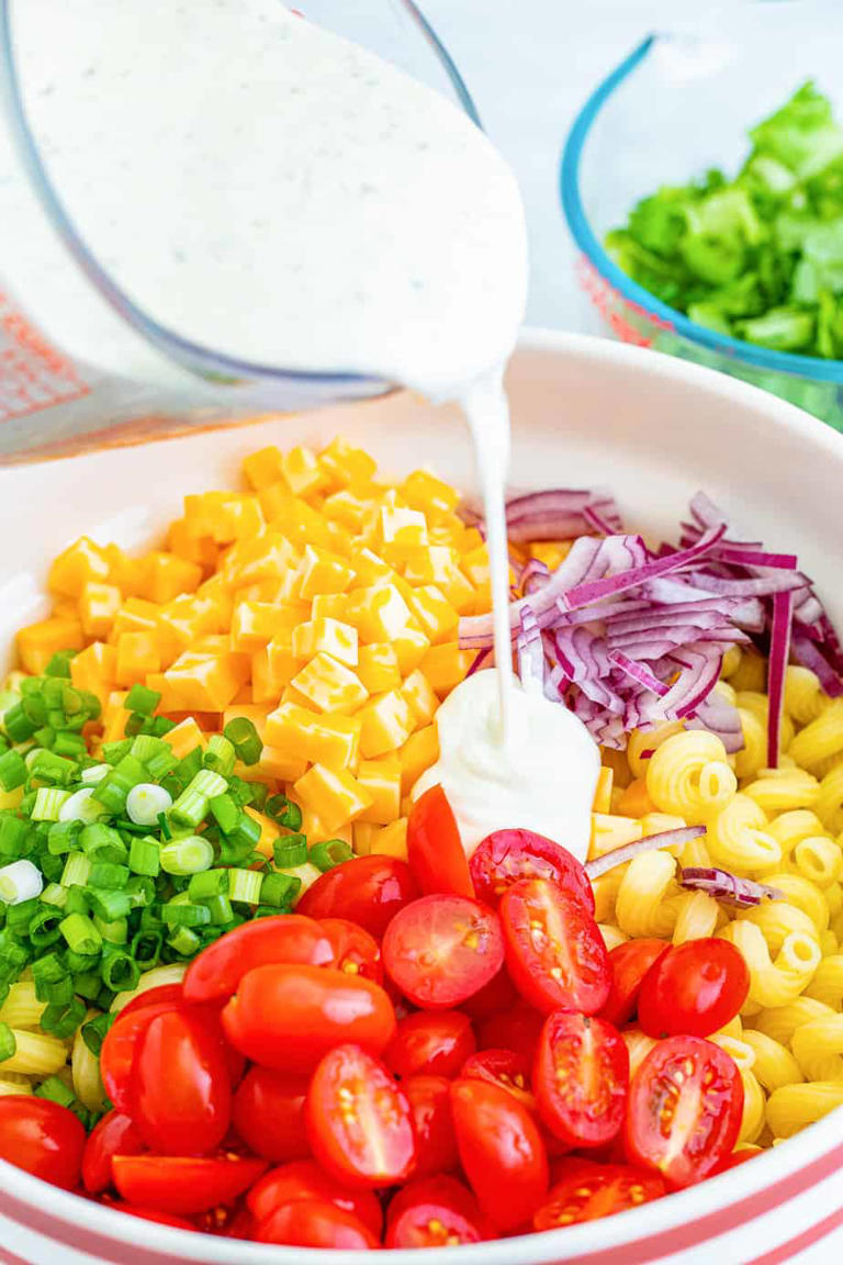 Creamy Bacon Ranch Pasta Salad