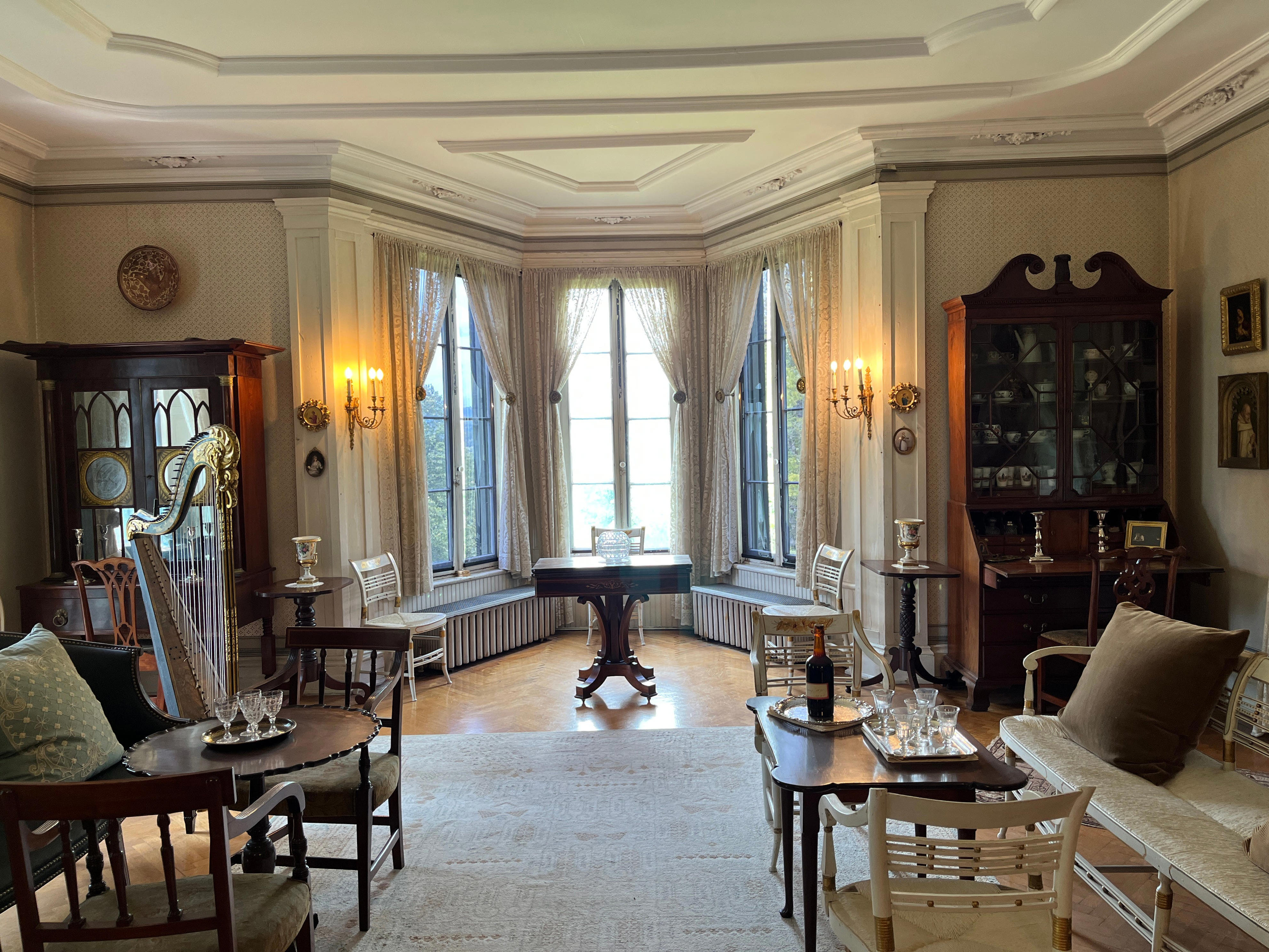 Look inside a 45-room, 14,000-square-foot historic mansion once owned ...