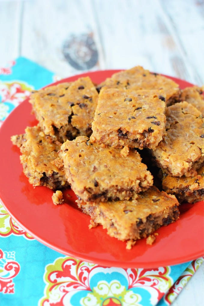 Our Favorite Leftover Oatmeal Chocolate Chip Bars Recipe