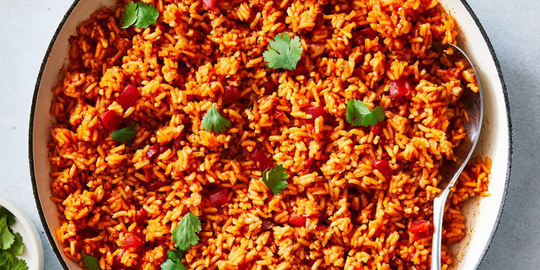 Skip Going Out—This Spanish Rice Is Perfect For At-Home Weeknights