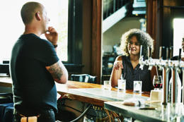 This Is What A Bartender First Notices About You