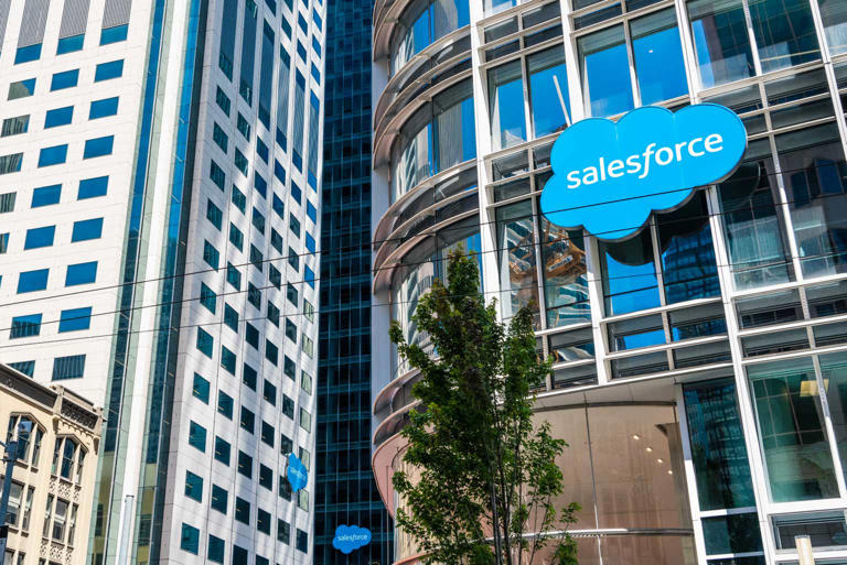 Salesforce climbs after Q1 financial results demonstrate AI traction