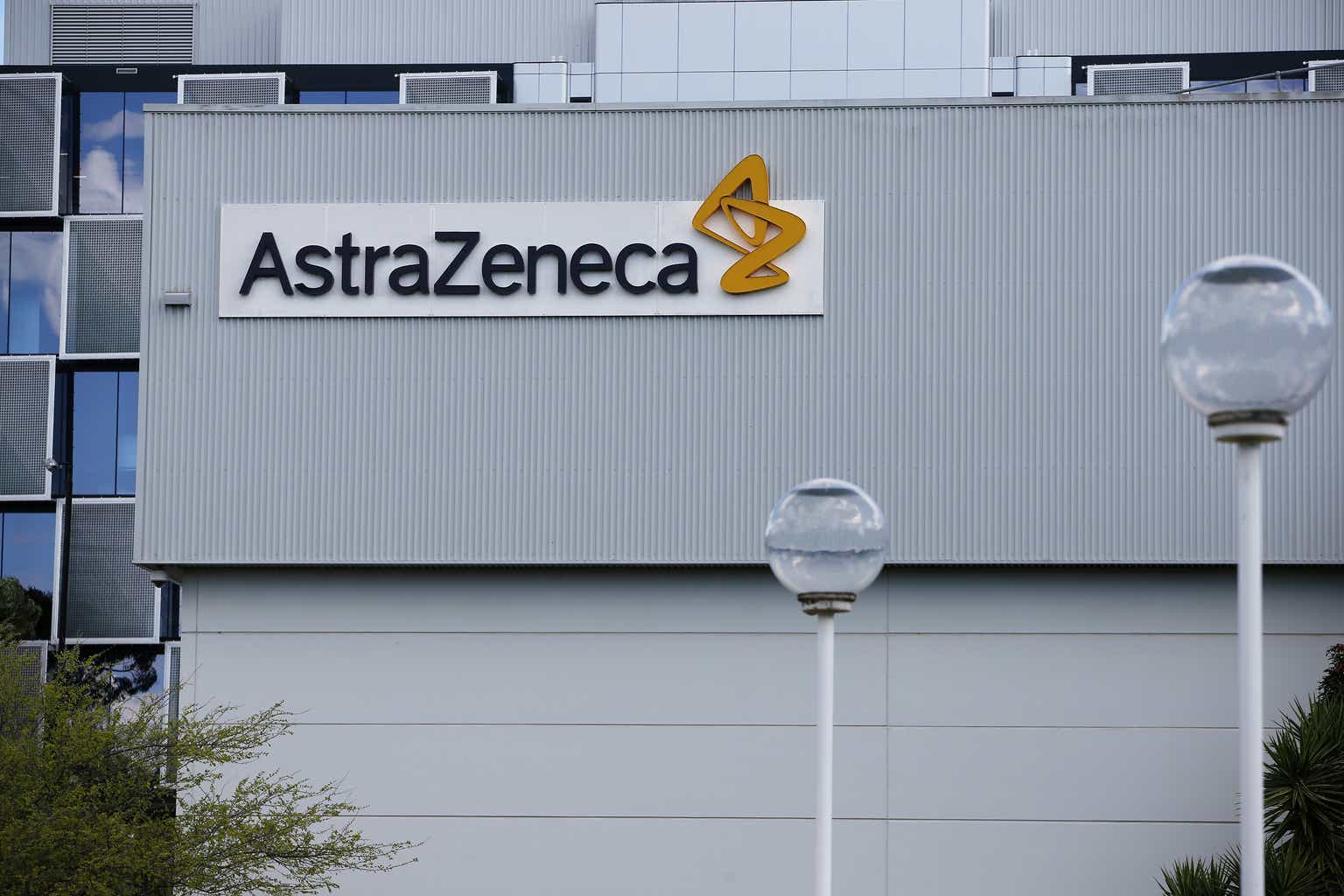 AstraZeneca succeeds in late-stage trials for asthma therapy