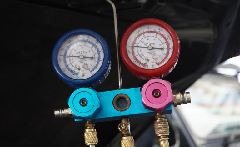 Perlu Dicek Berkala, Ini Tekanan Standar Freon AC Mobil Yang Ideal