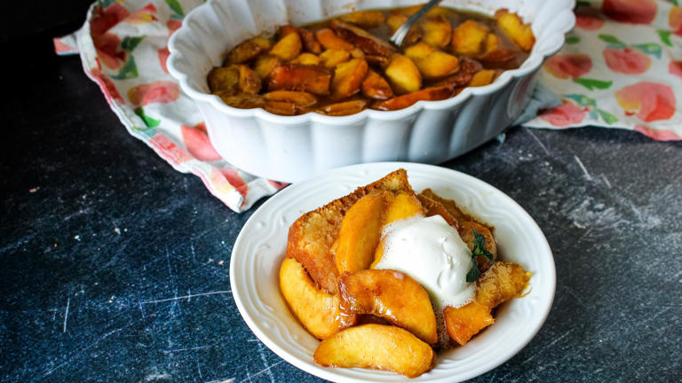 For a simple dessert, these maple brown sugar peaches are amazing