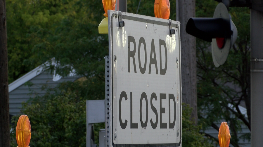 DOT announces lane closures for I-490 project