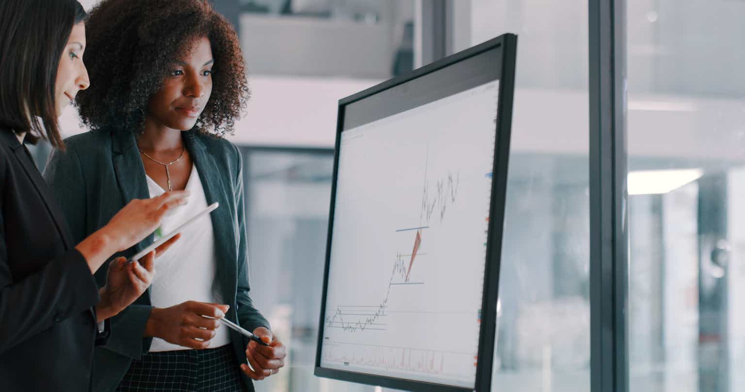 17 out of 17 Information Technology stocks deliver EPS and revenue wins ...