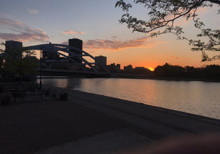 Sunrise smart start: Webster updates, Dancing with the ARC