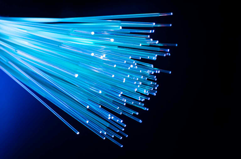 Applied Optoelectronics plunges after Q1 revenue falls short despite ...