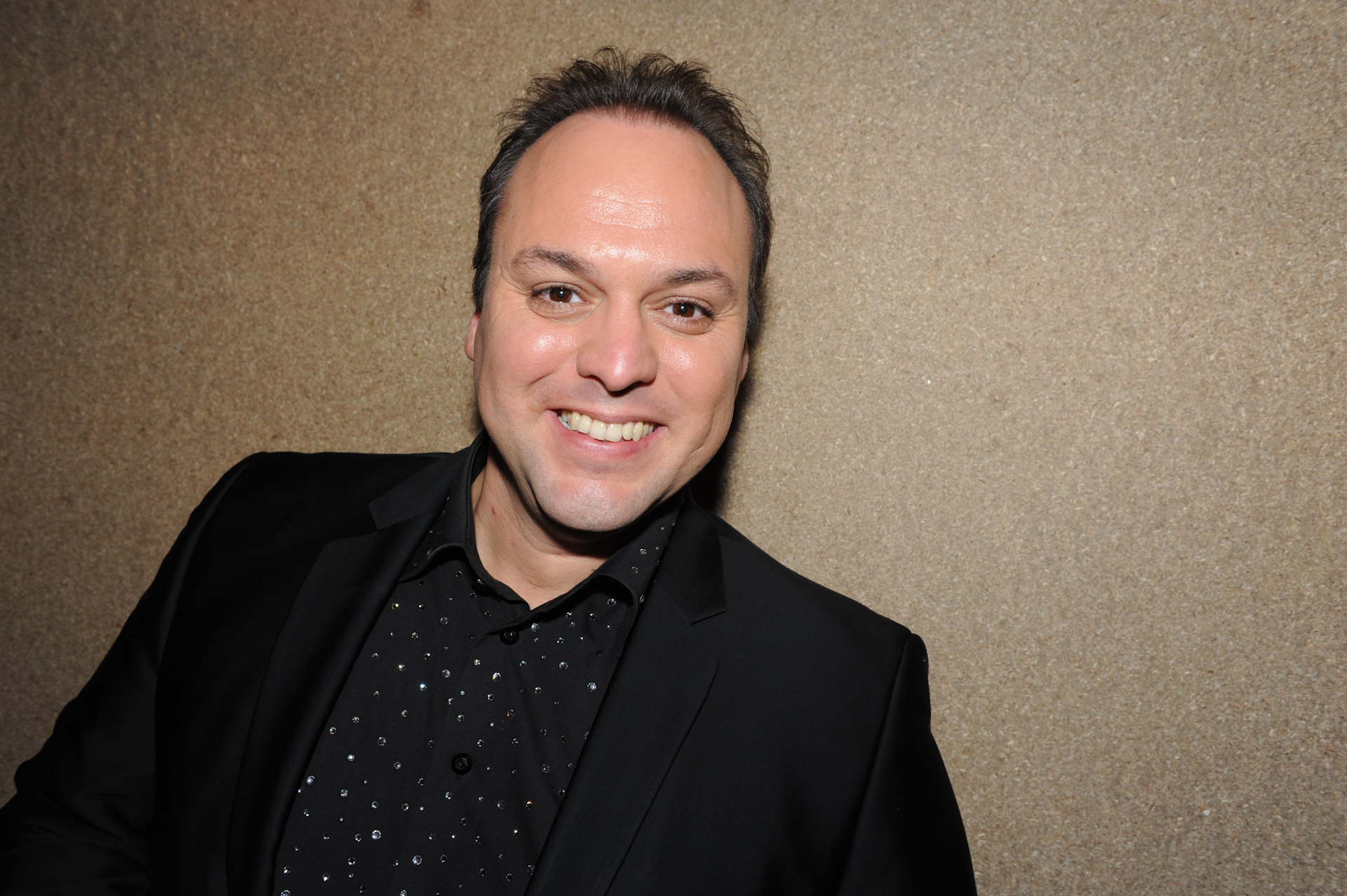 Waar is de vierde zoon van Frans Bauer?