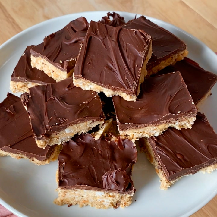 30 No-Bake Dessert Bars for When You Need Treats Fast