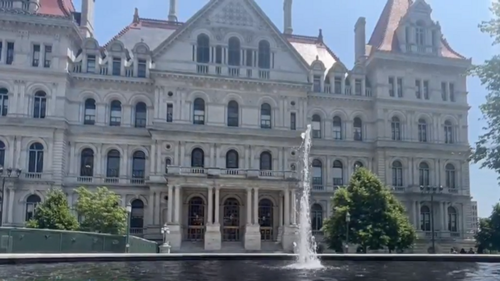Lawmakers pass Clean Slate Act, send it to Gov. Hochul for signature Lawmakers pass Clean Slate Act, send it to Gov. Hochul for signature