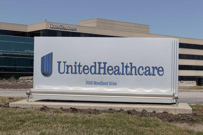 UnitedHealth tumbles as Q4 results add to managed care misery