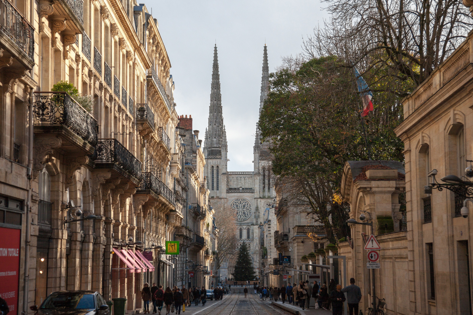 37 Fun Bits of Trivia To Bridge the Gaps in Your Knowledgebase