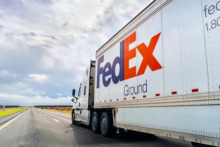 FedEx updates on long-term targets and strategies at its investor day event