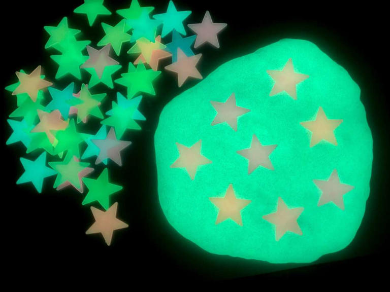 How to Make Glow in the Dark Slime