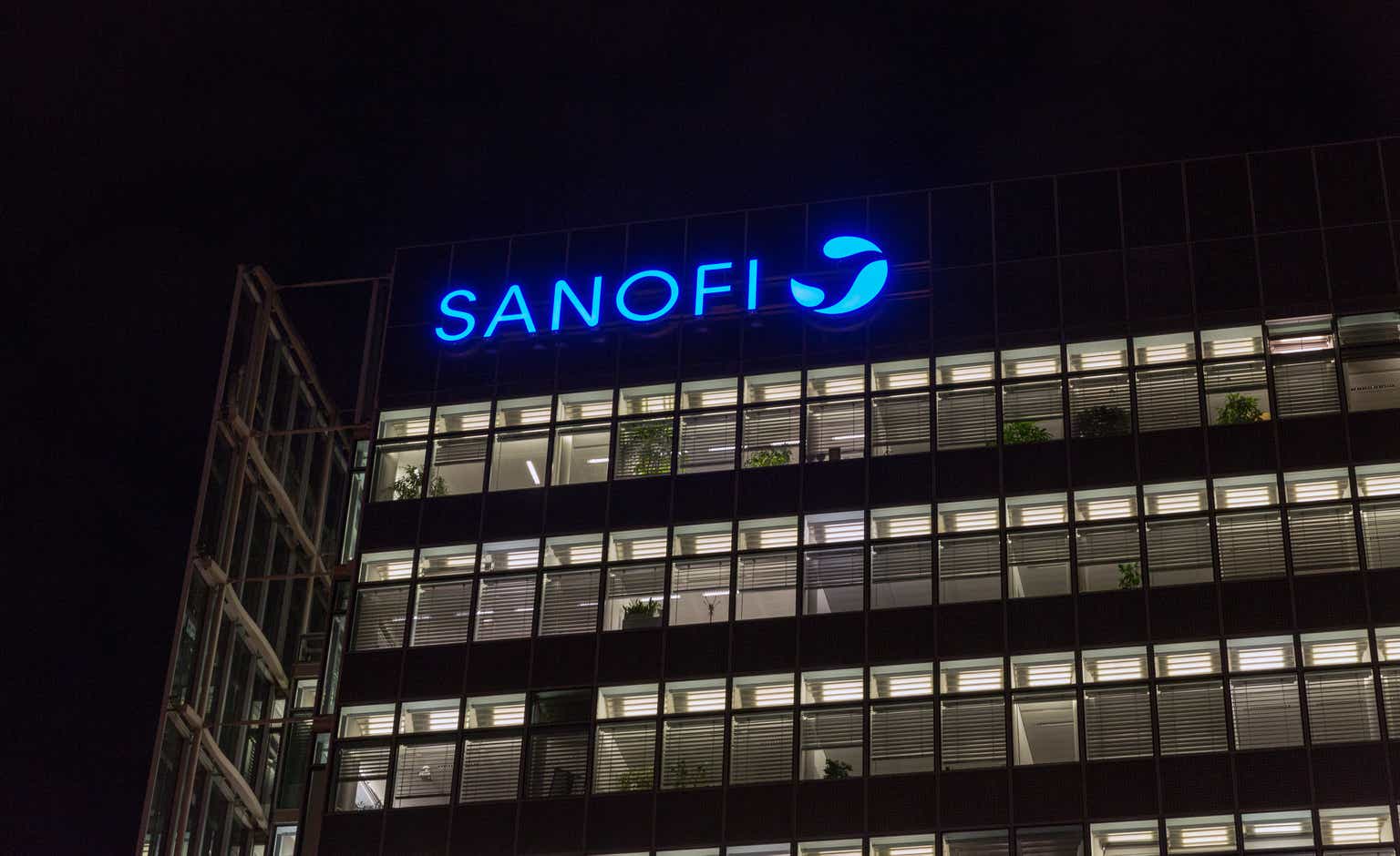 Sanofi buys biopharma group Blueprint Medicines for $9.1B