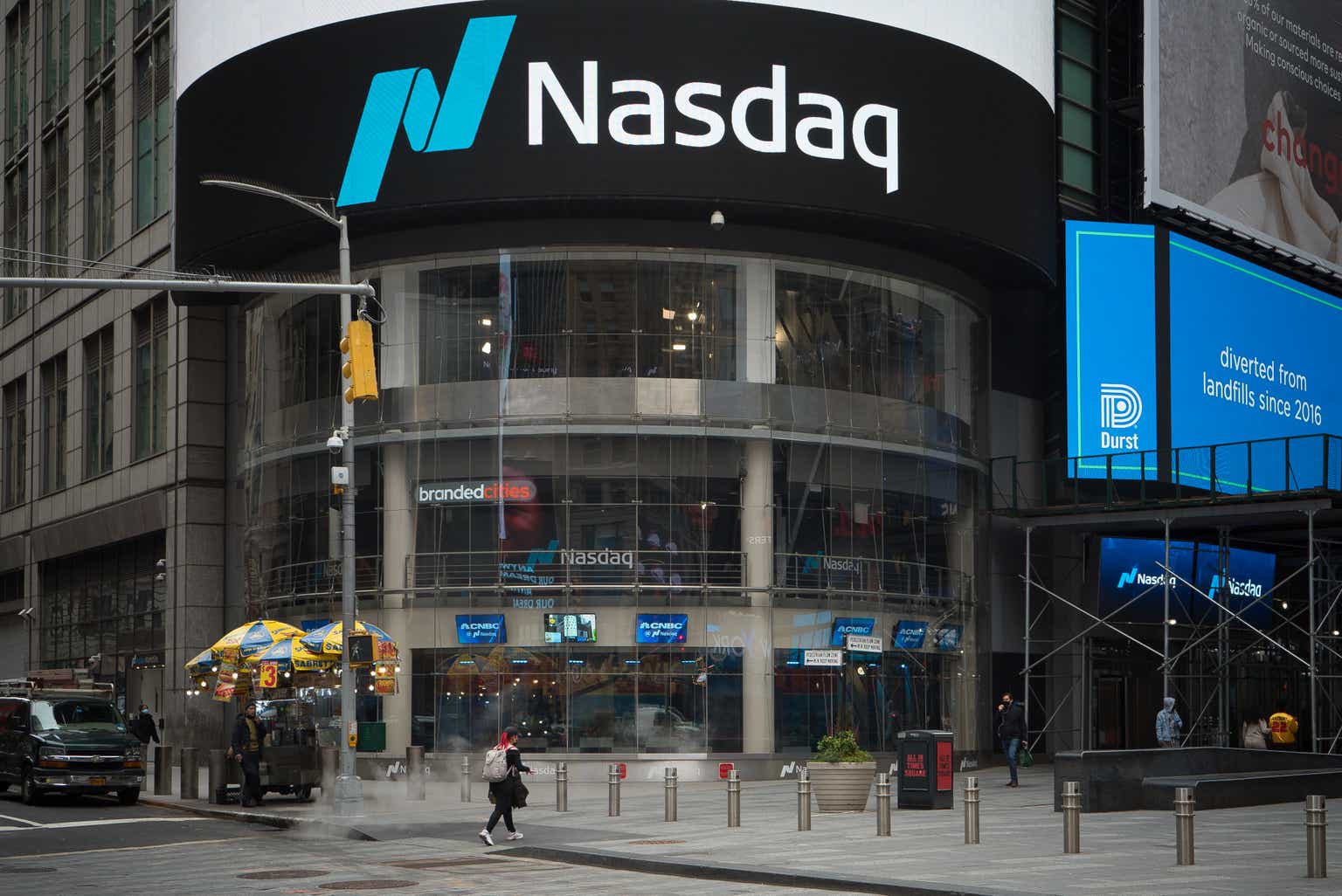 Nasdaq U.S. matched equity volume jumps 9.3% M/M in December