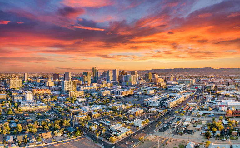 Phoenix is one of the best big cities for jobs and wages. Here's why