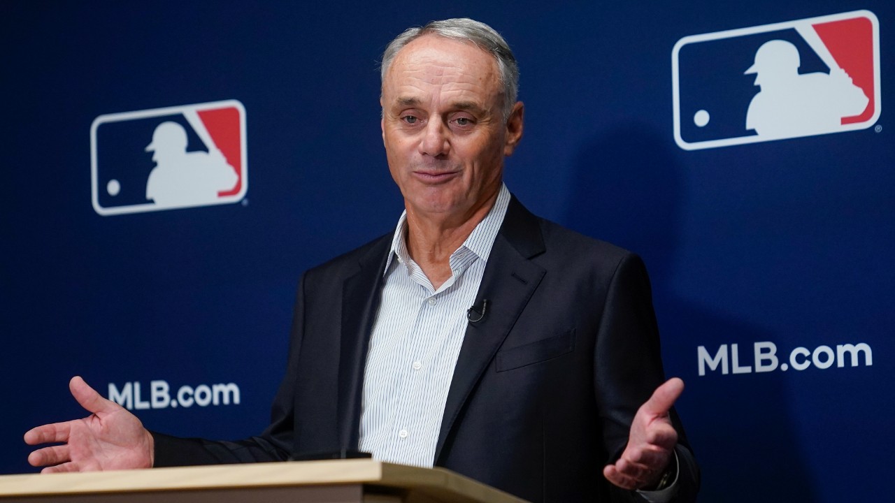 MLB commissioner Rob Manfred hints at expansion, divisional realignment