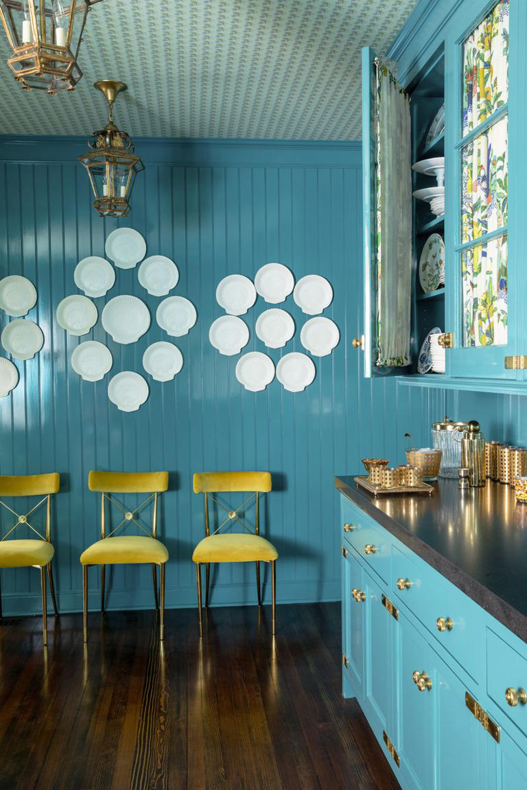 Here's the paint color that perfectly matches your zodiac sign ...