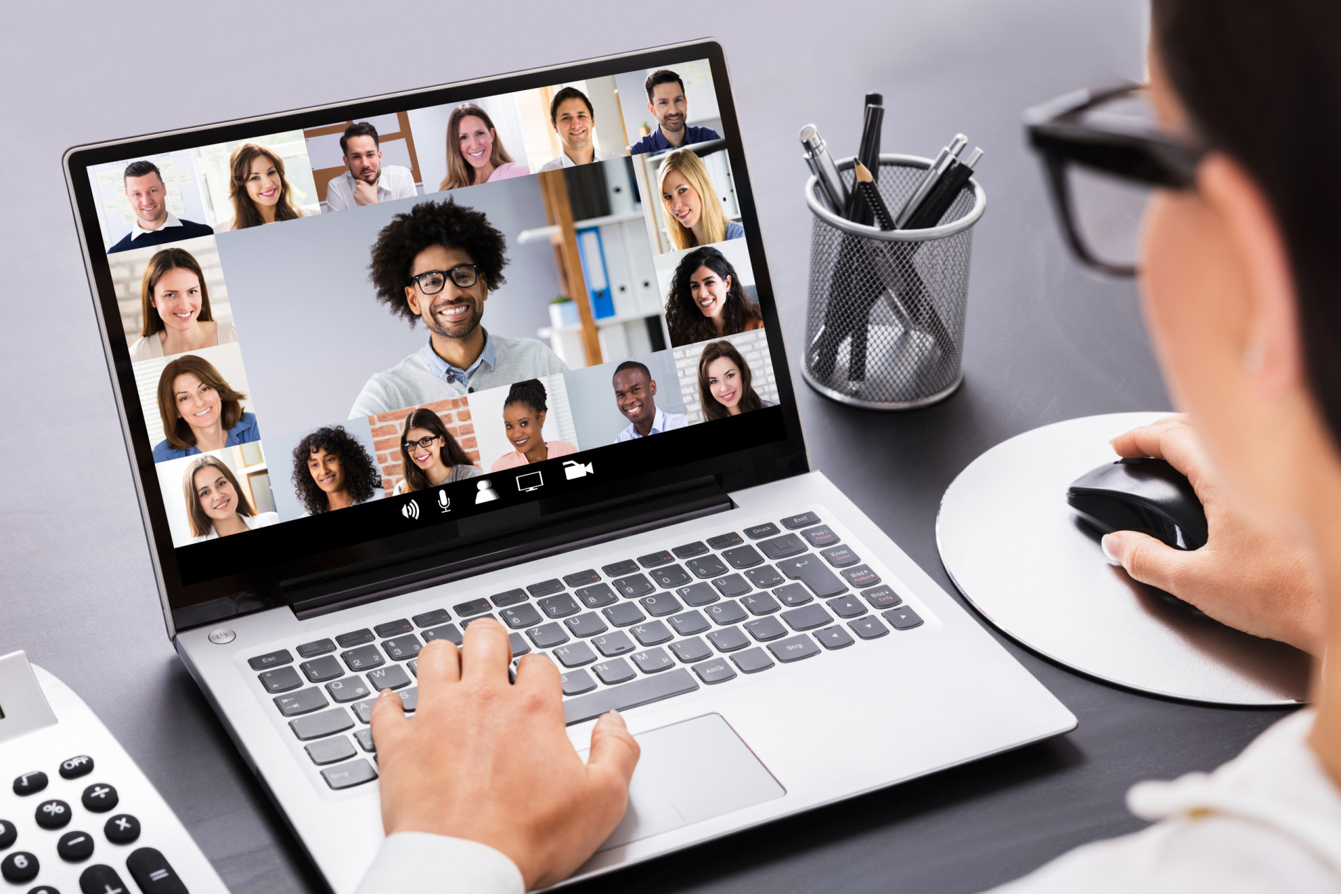 Top tips for effective communication in the workplace