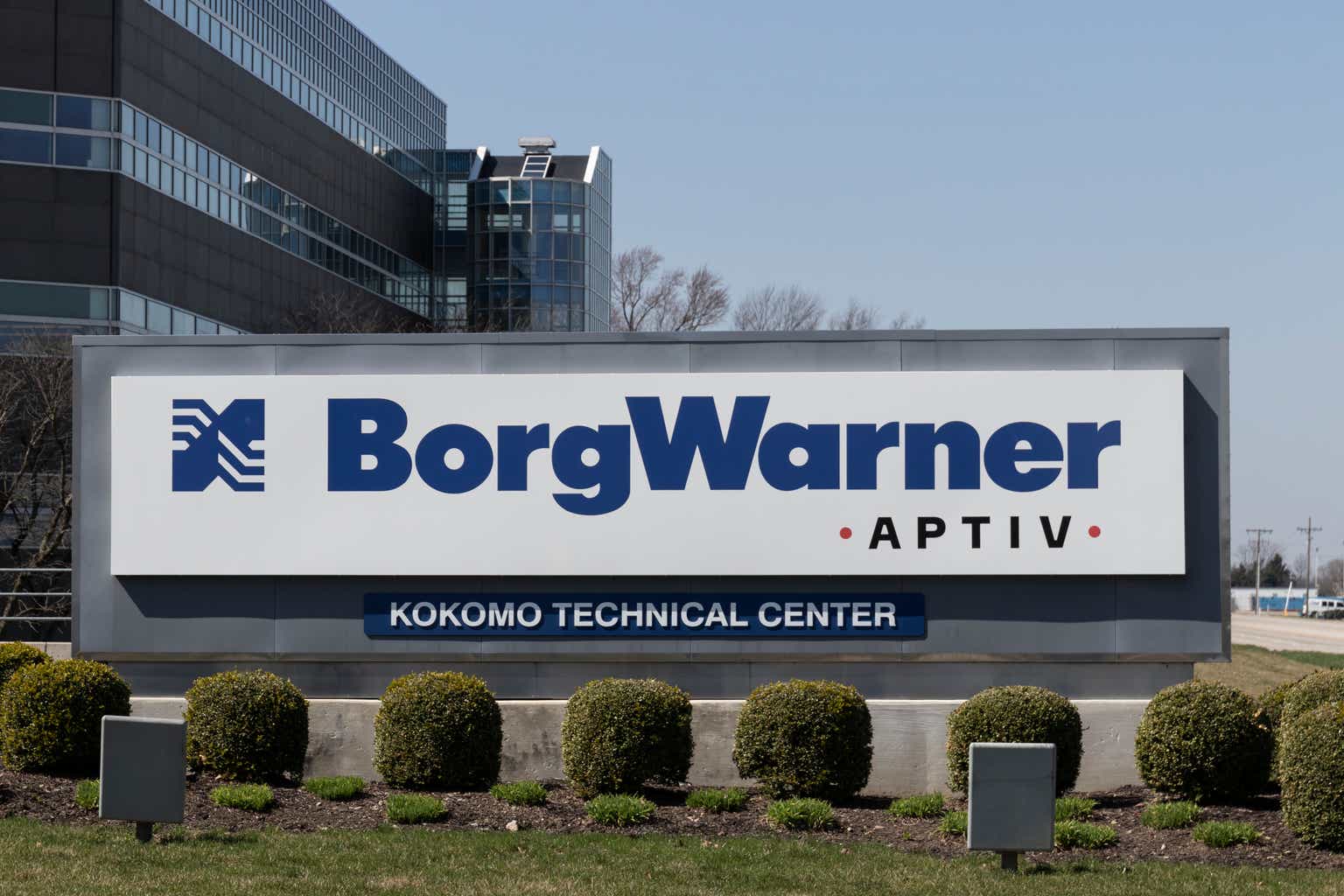 BorgWarner sets succession plan for retiring CEO