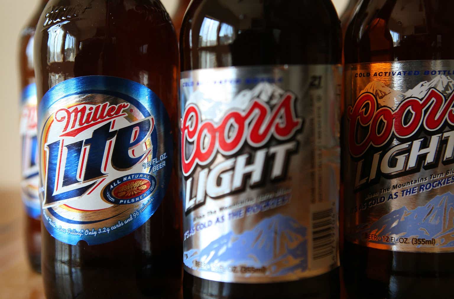 Molson Coors' CEO to retire at end of 2025