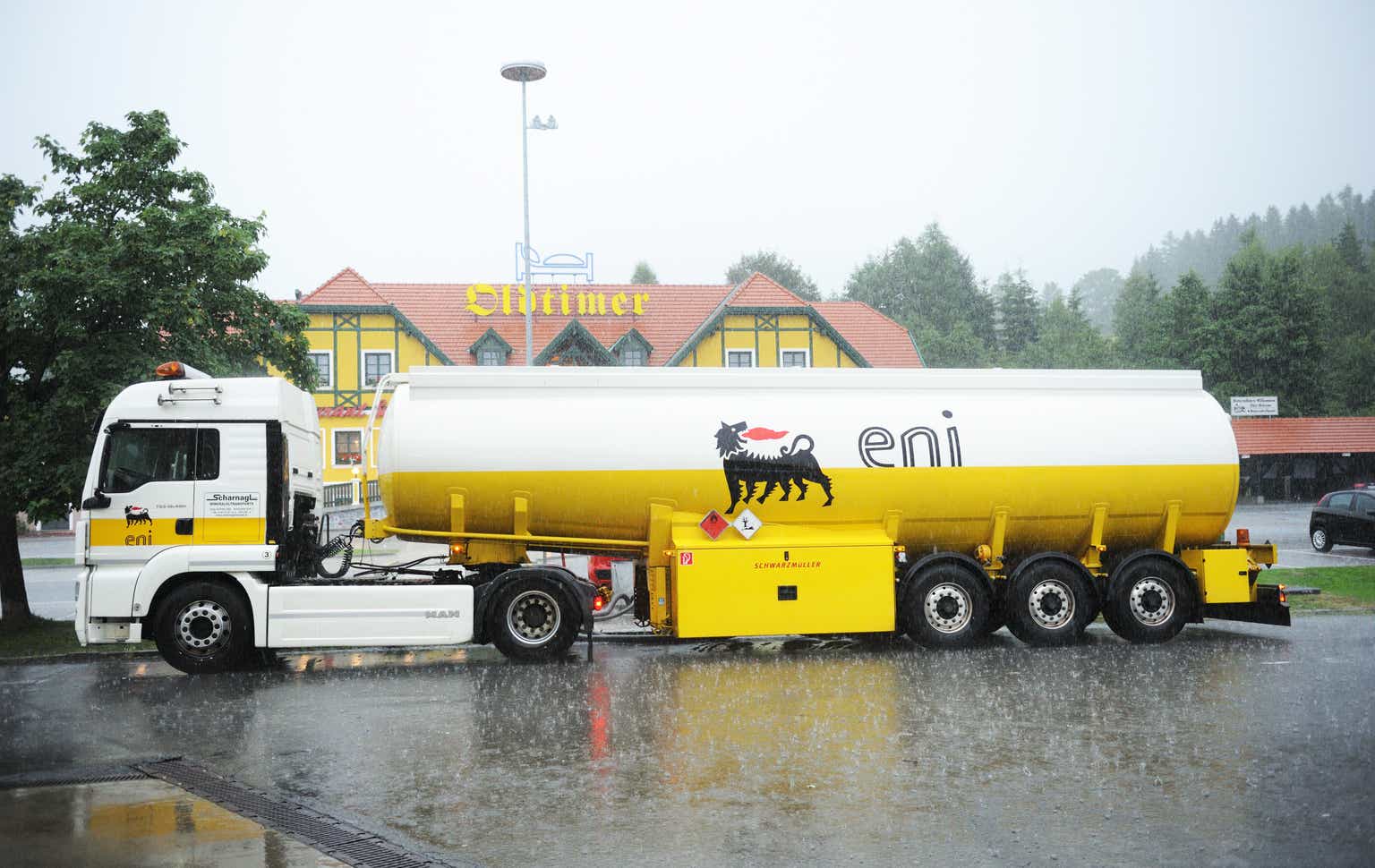Eni's Plenitude to buy Italian utility ACEA's energy arm in €588M deal