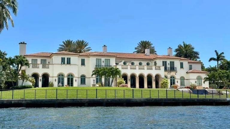 Photos show Florida's Billionaire Bunker, one of richest neighborhoods ...