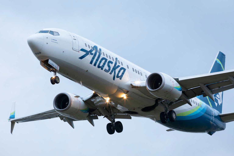 Alaska Air says it is closer to issuing guidance again