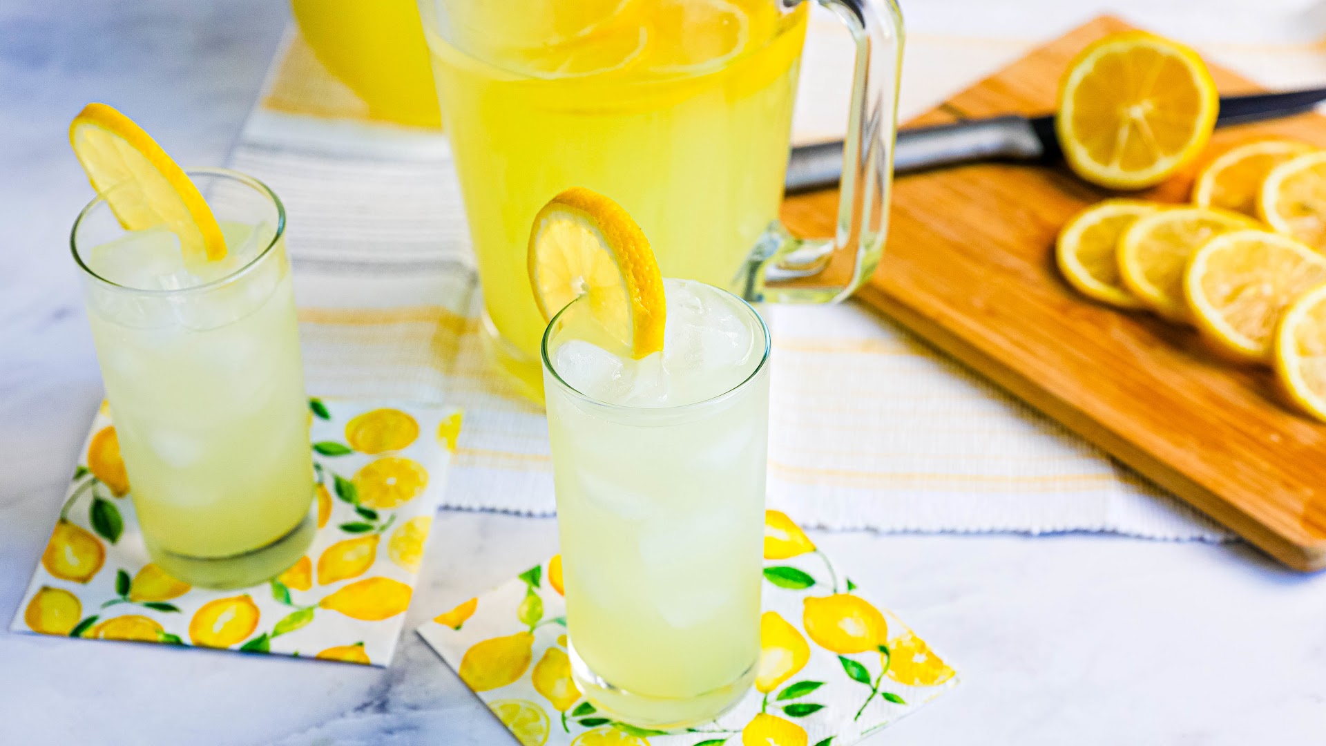 This Lemonade Syrup Is Better Than The Concentrate You Can Buy At The ...