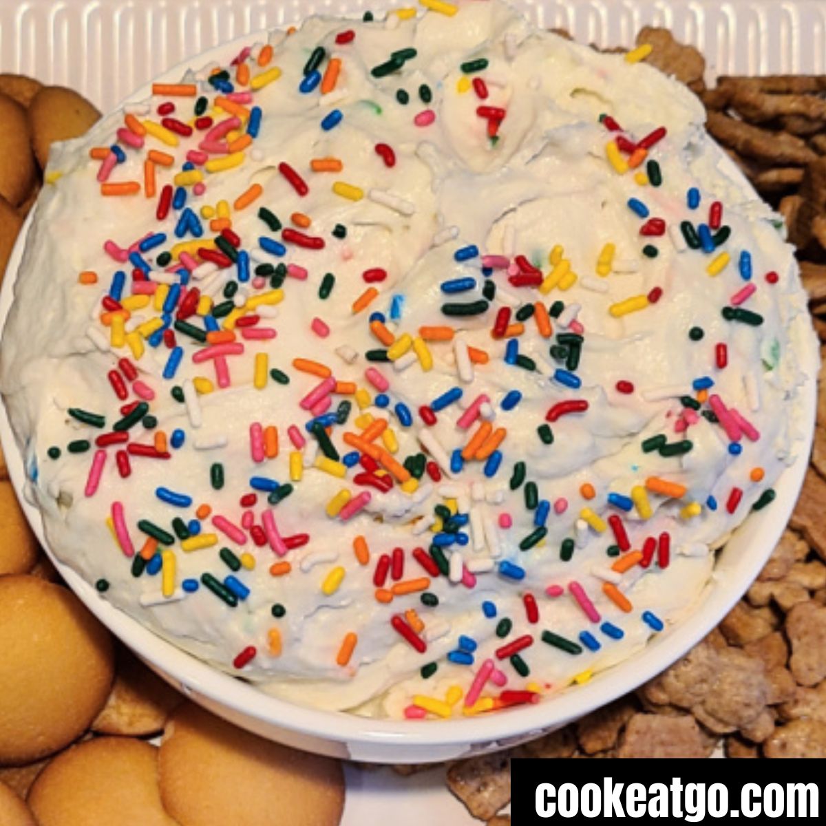 Easy Funfetti Cake Dip! Perfect For Parties!!