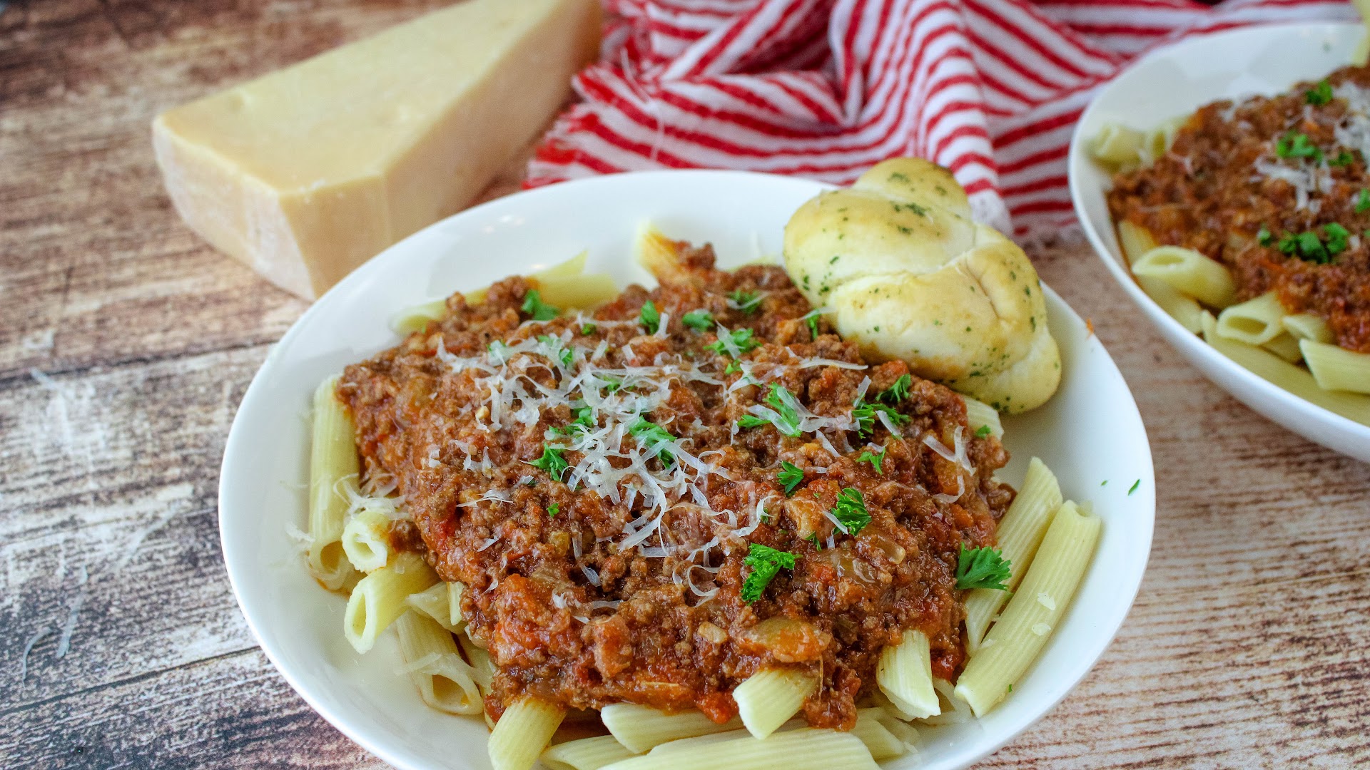 With a rich, robust flavor this bolognese really is amazing! Amazing ...