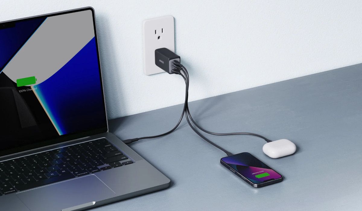 This must-have Anker charger that I use every day just hit its lowest ...