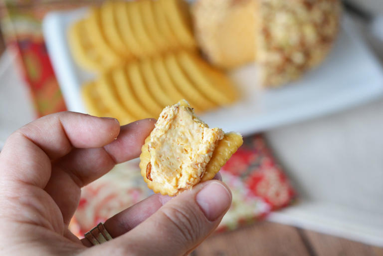 The Best Classic Cheese Ball Appetizer Recipe
