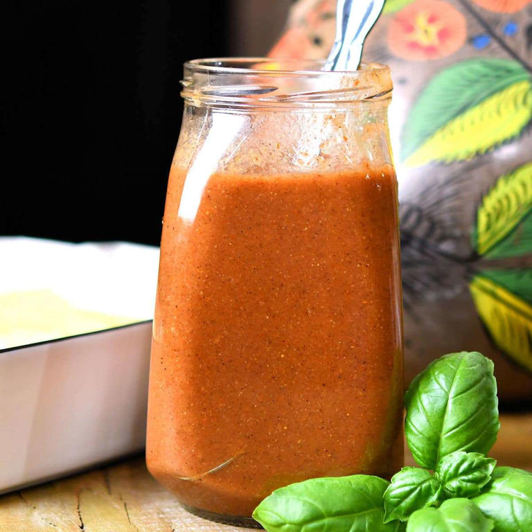 25 Delicious Dip, Sauce and Spread Recipes
