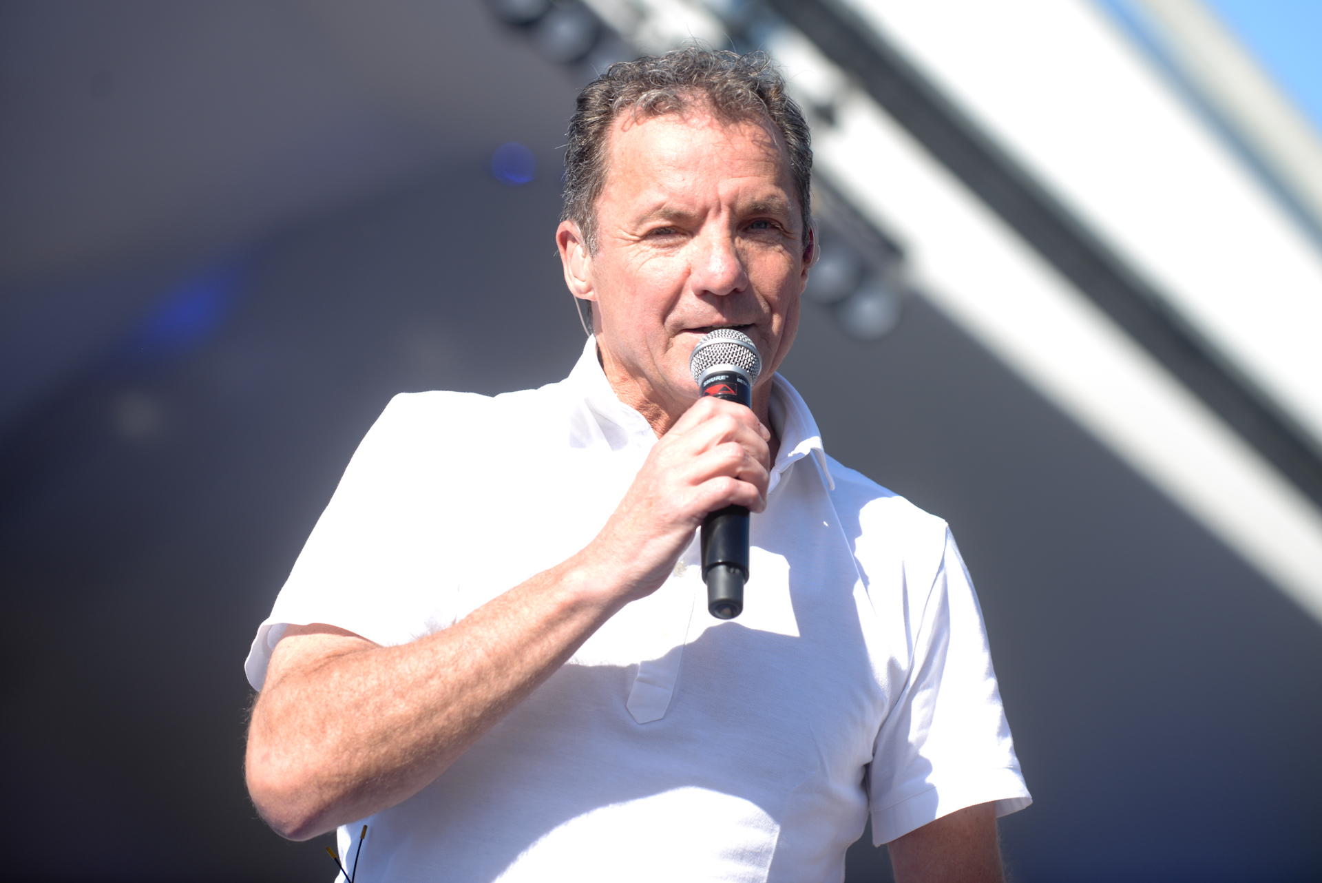 John de Bever en Kees Stevens zien verhuis in het water vallen