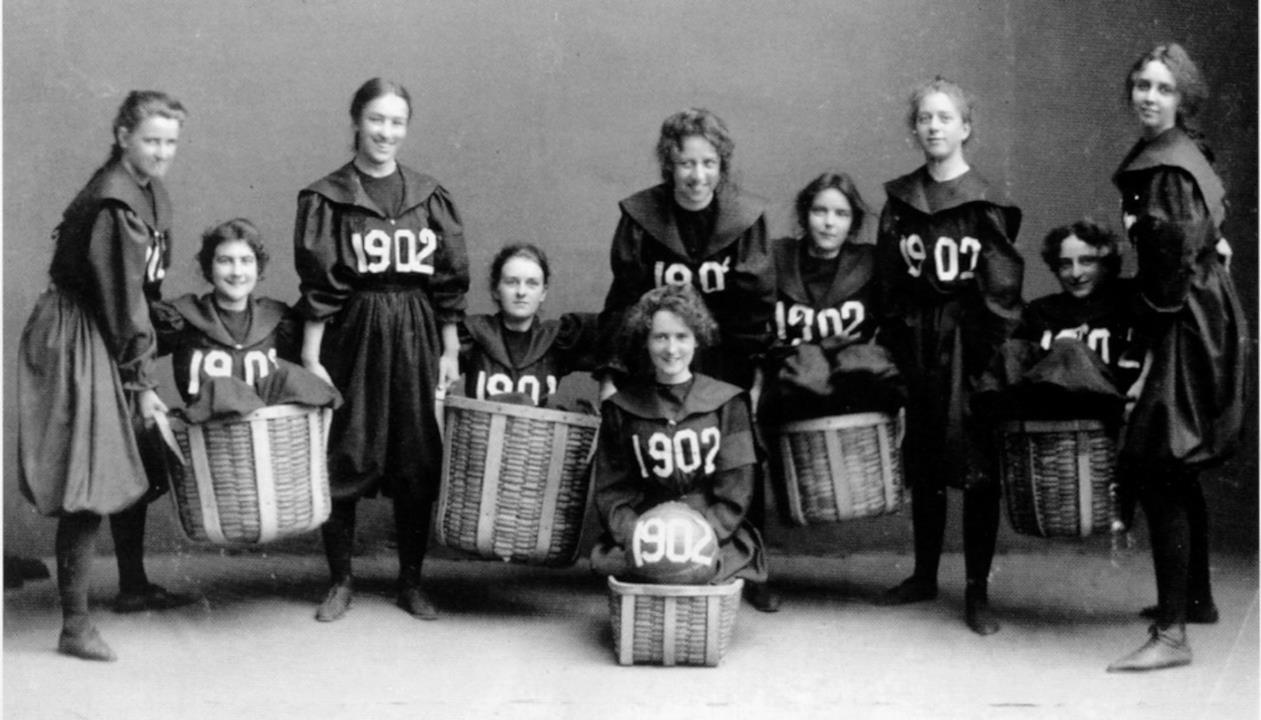 Basketball like you’ve never seen it: 30 photos that tell the whole story