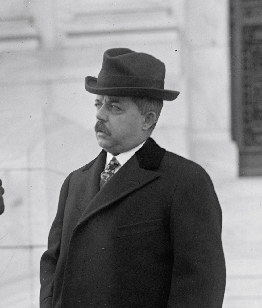 Famous people who almost boarded the Titanic